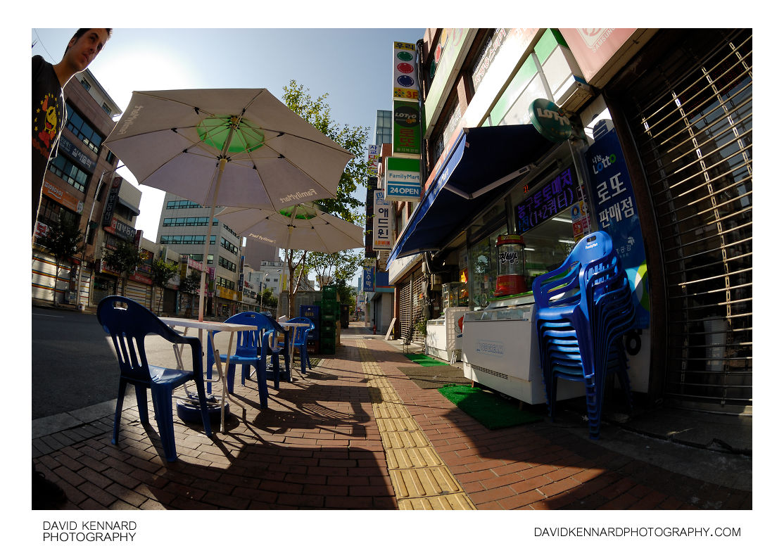 FamilyMart on Euljiro 3(sam)-ga · David Kennard Photography